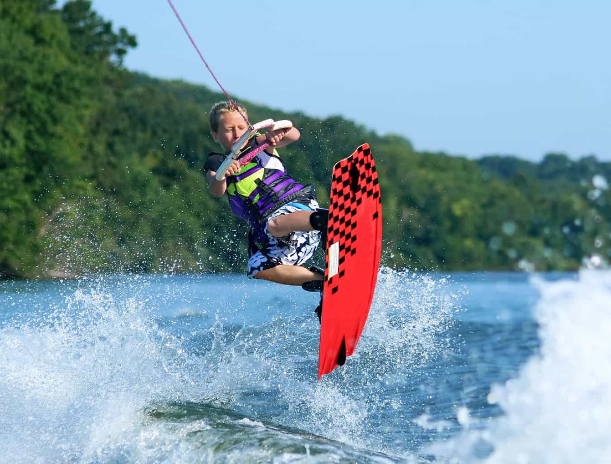 How to Tow a Wakeboarder for Maximum Fun While Staying Safe – Better Boat